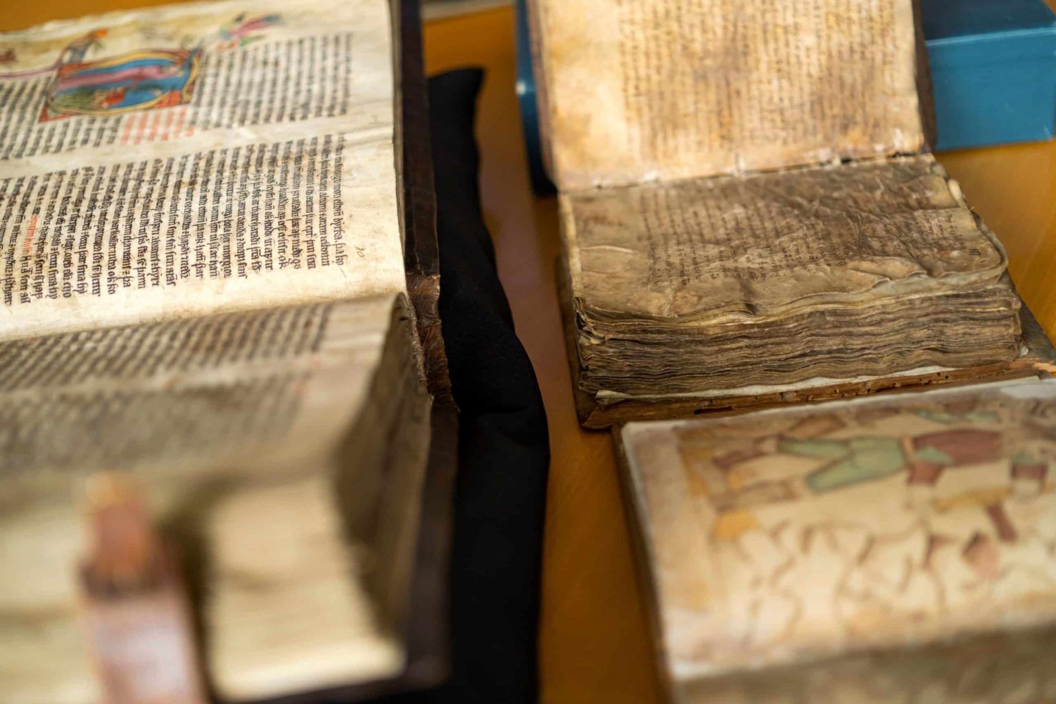 Iceland Review Playlist | Christmas Book Flood