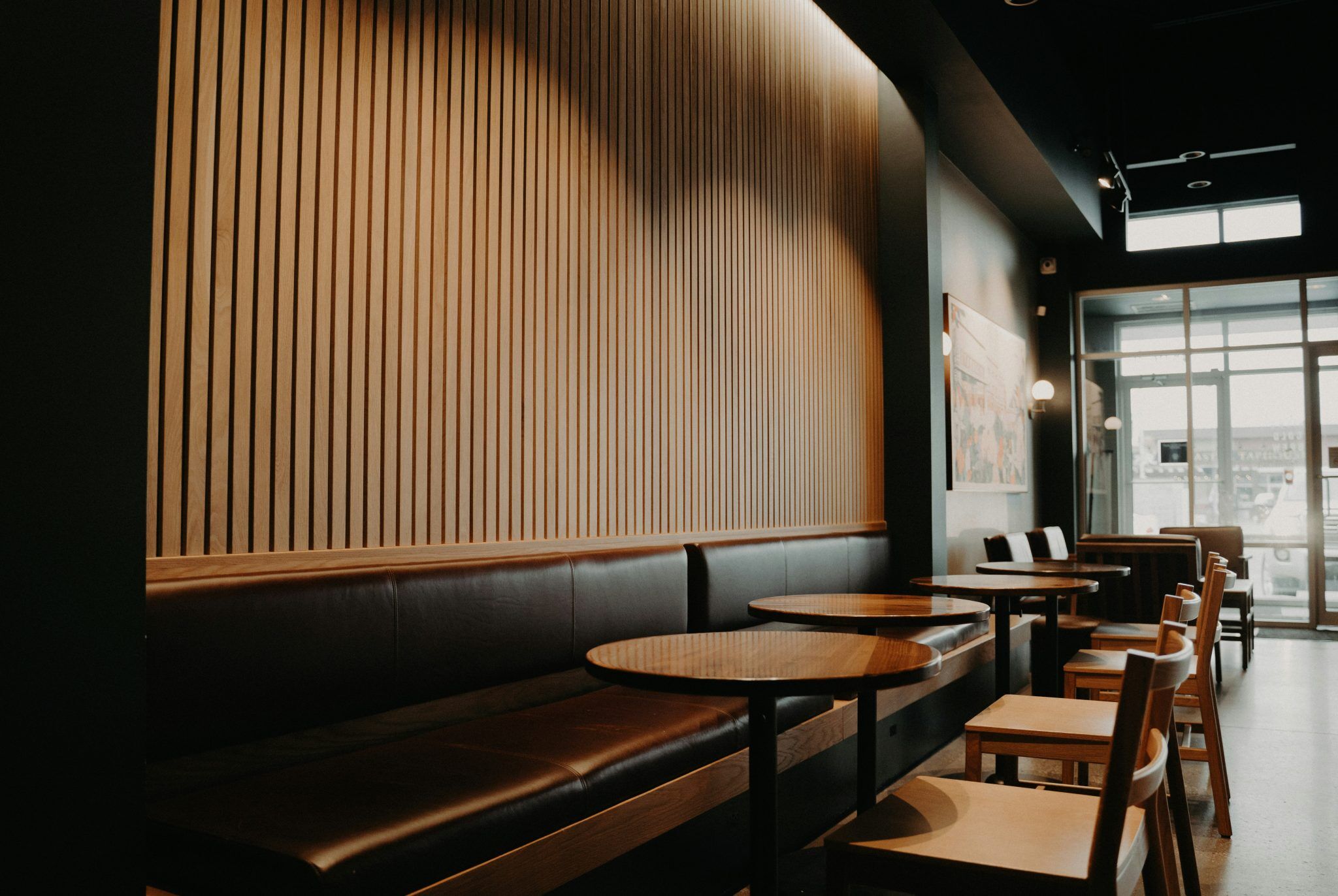 First Starbucks in Iceland Opens on Laugavegur in Reykjavík