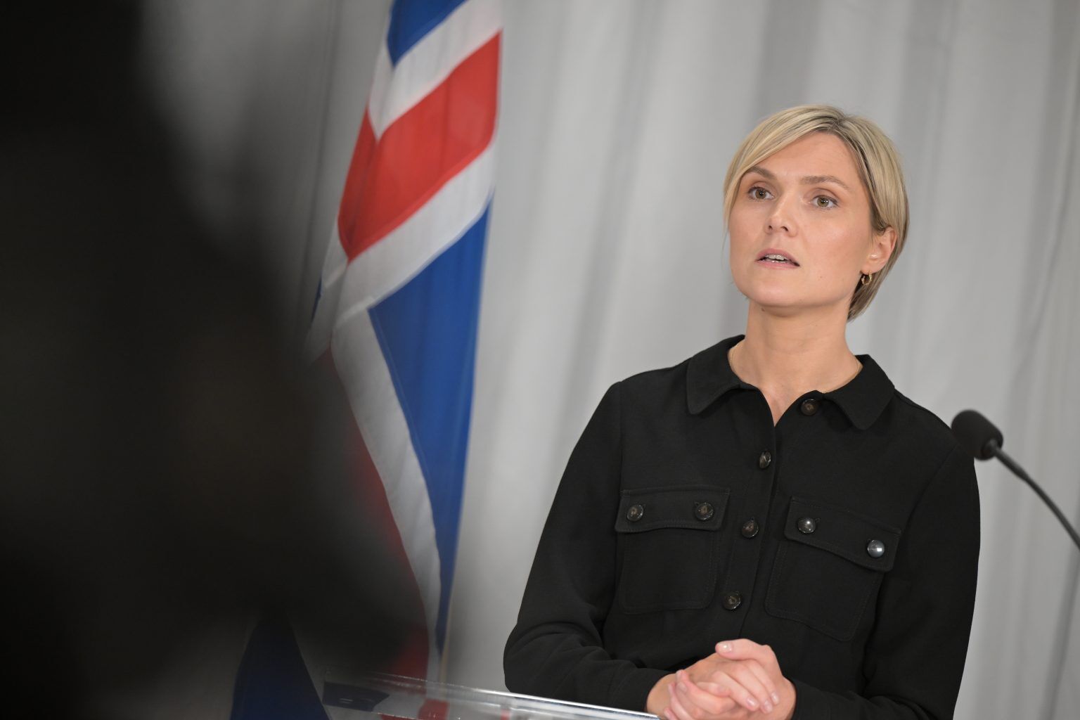 Iceland PM Attends Paris Talks on Ukraine Security Guarantees